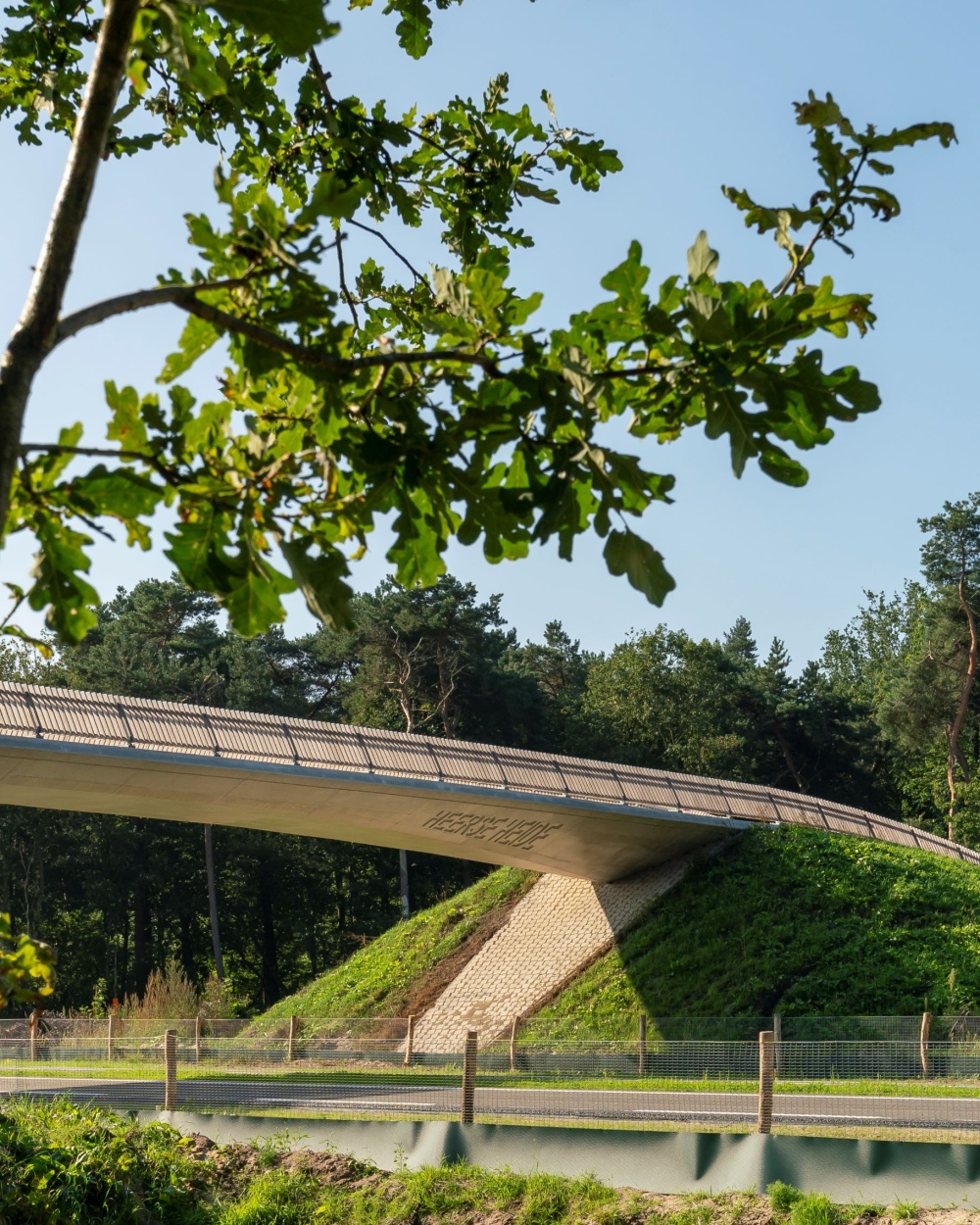 Melkweg Bridge - NEXT architects